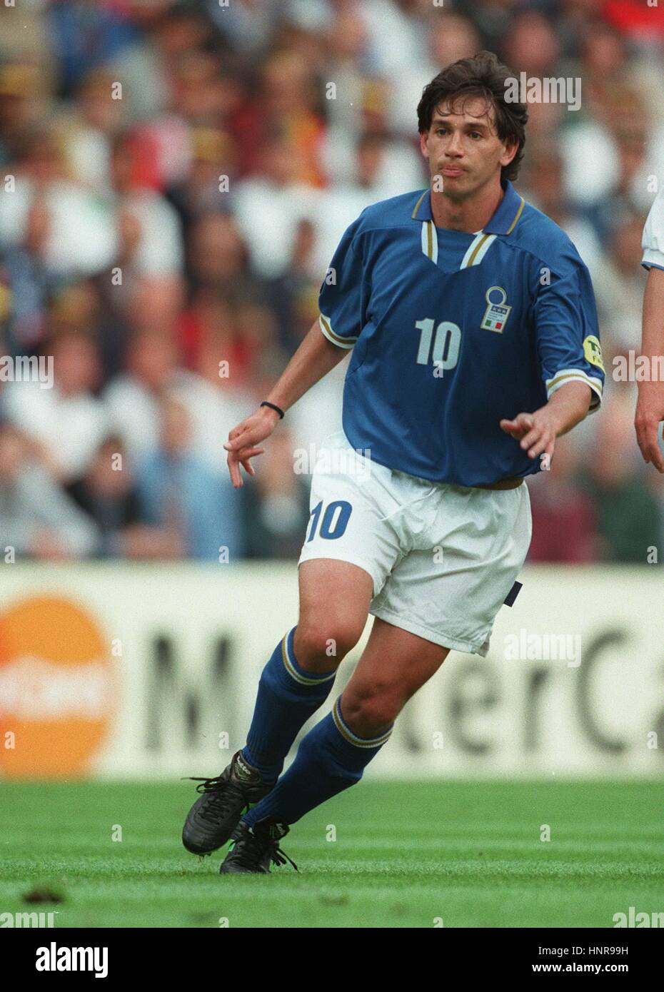 DEMETRIO ALBERTINI ITALY & AC MILAN FC 13 June 1996 Stock Photo - Alamy