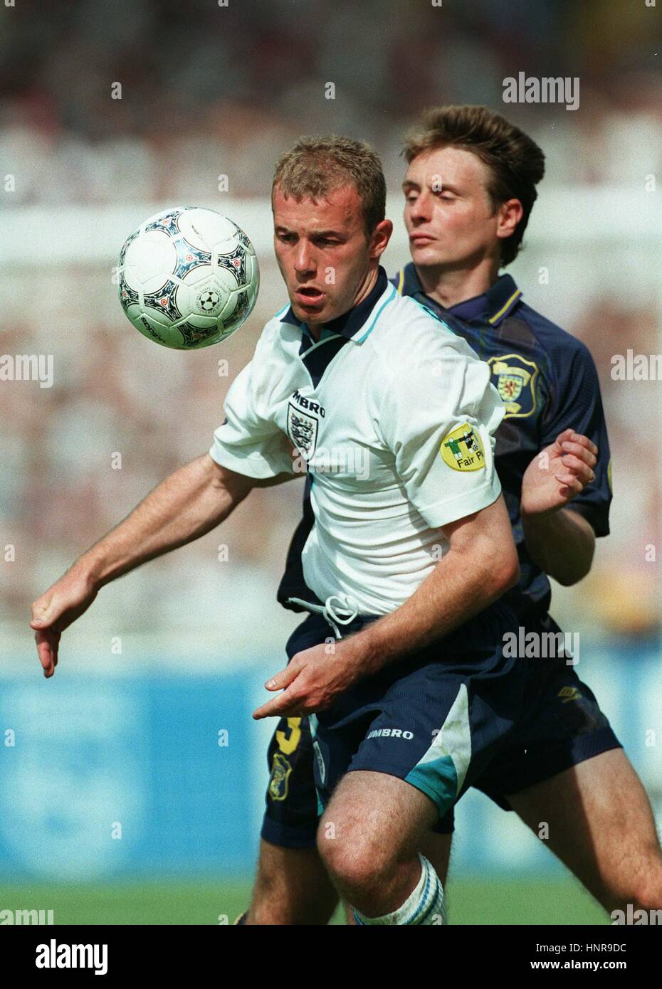ALAN SHEARER & TOMMY BOYD SCOTLAND V ENGLAND 15 June 1996 Stock Photo ...