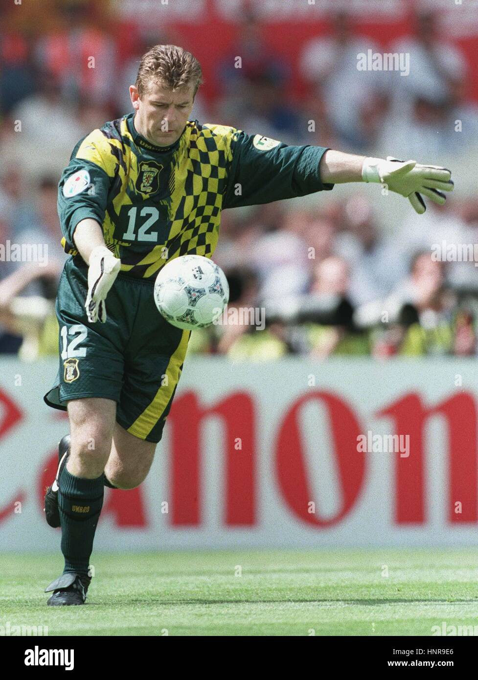 ANDY GORAM SCOTLAND & GLASGOW RANGERS FC 18 June 1996 Stock Photo - Alamy