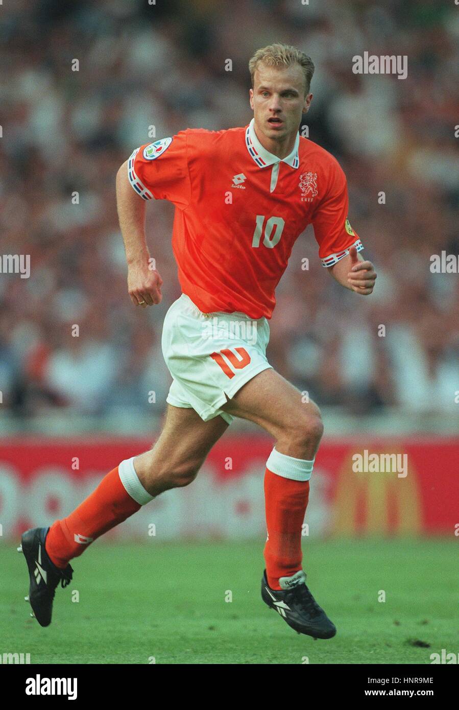 DENNIS BERGKAMP HOLLAND & ARSENAL FC 20 June 1996 Stock Photo - Alamy