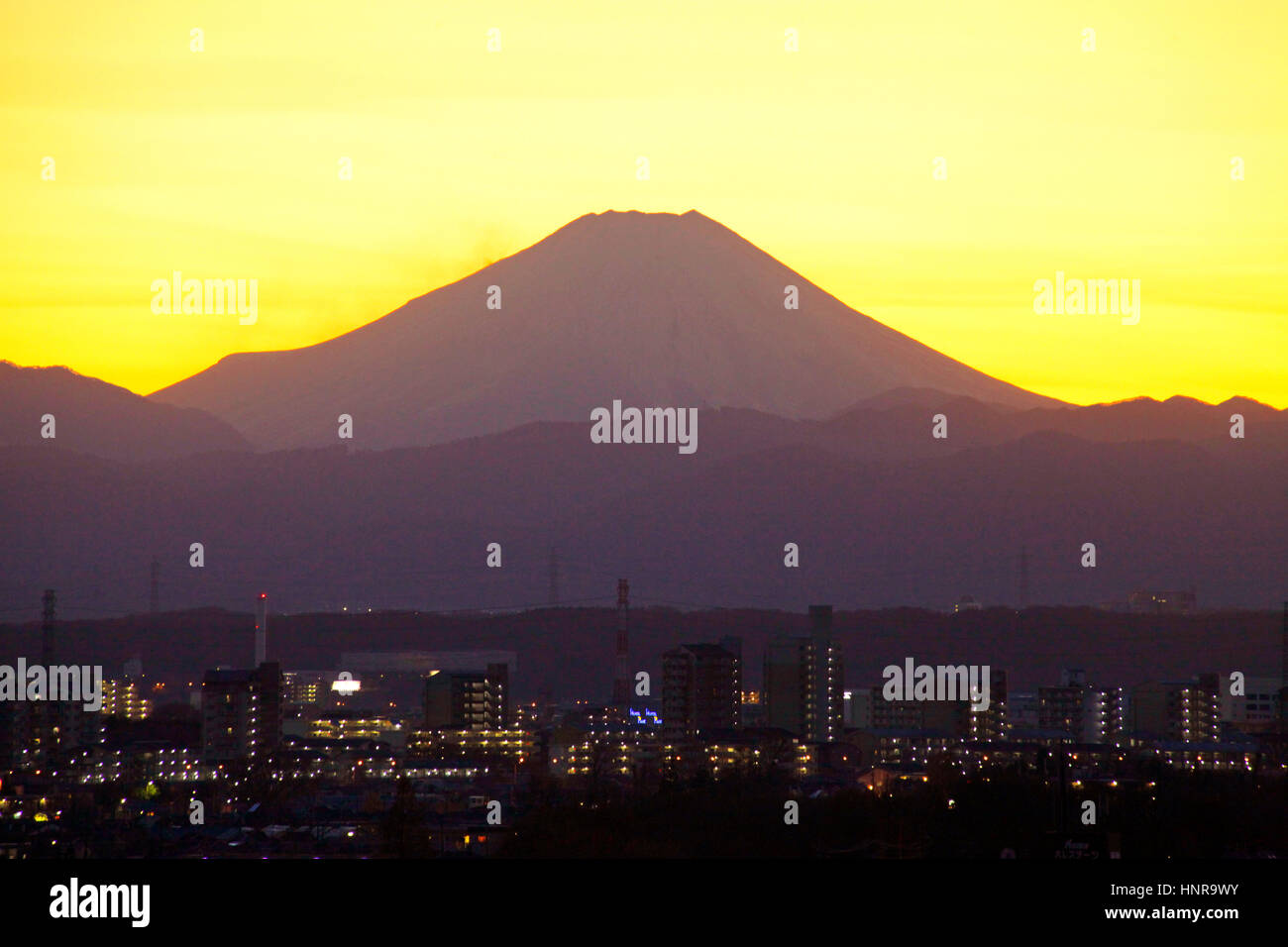 Evening View of Mount Fuji Tachikawa city foreground Tokyo Japan Stock ...