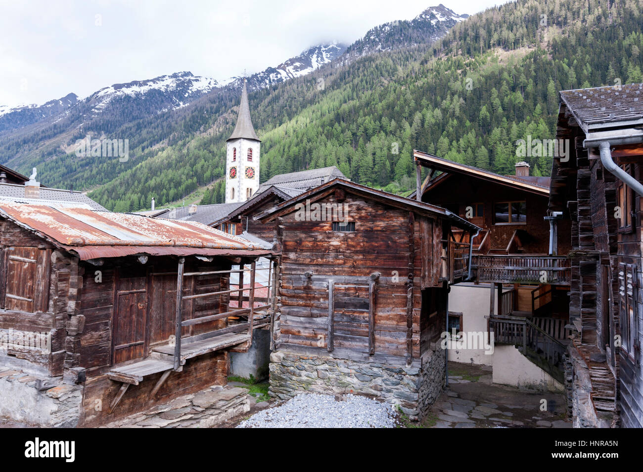 Wooden houses switzerland hi-res stock photography and images - Alamy