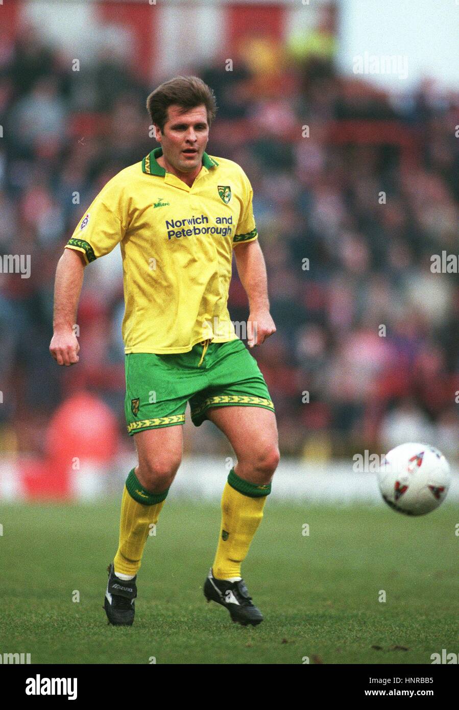 Jan molby norwich city fc hi-res stock photography and images - Alamy