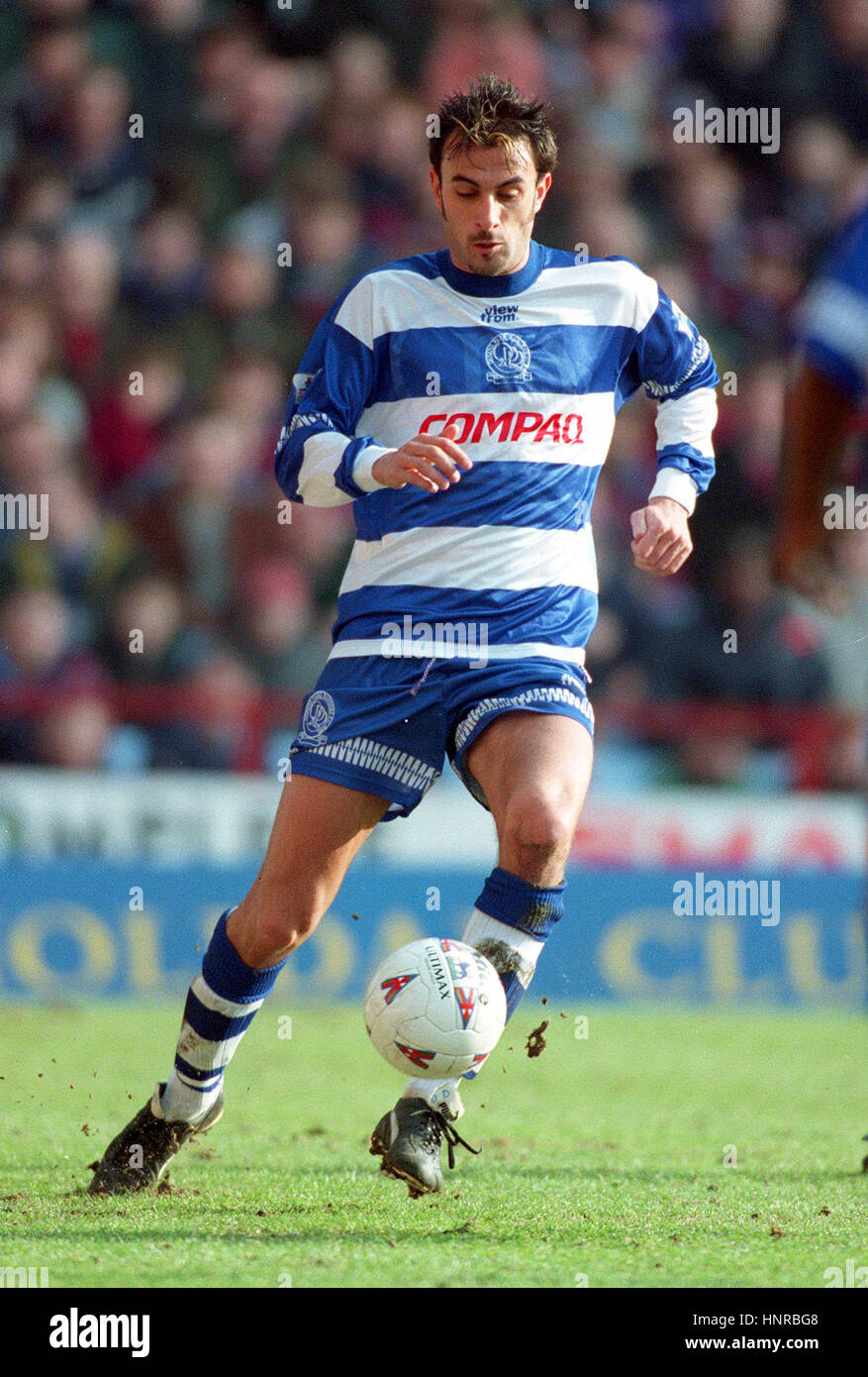 DANIELE DICHIO QUEENS PARK RANGERS FC 02 April 1996 Stock Photo - Alamy