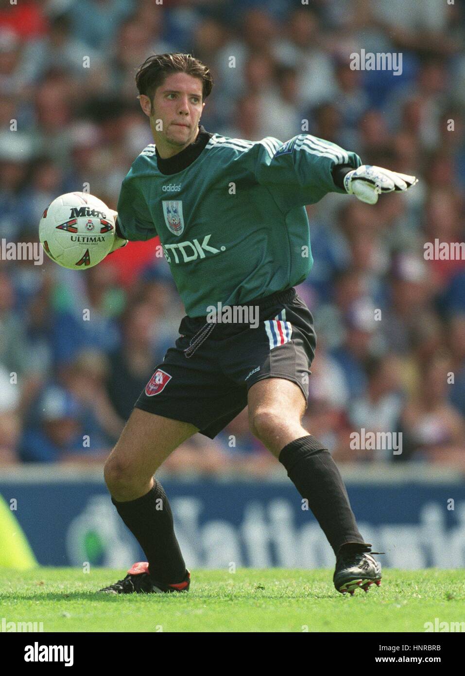 CHRIS DAY CRYSTAL PALACE FC 12 September 1996 Stock Photo - Alamy