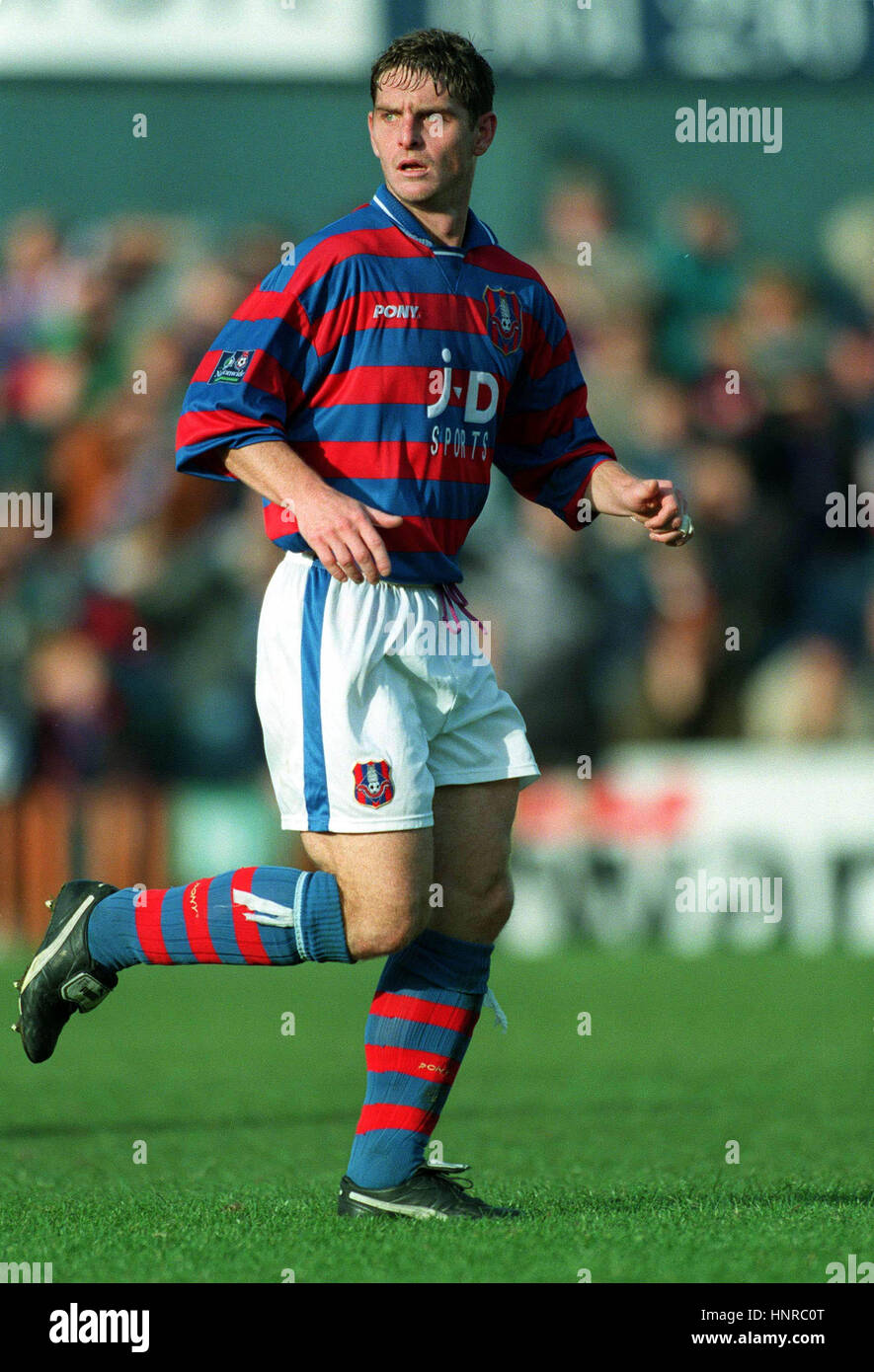 STEVE REDMOND OLDHAM ATHLETIC FC 16 October 1996 Stock Photo - Alamy