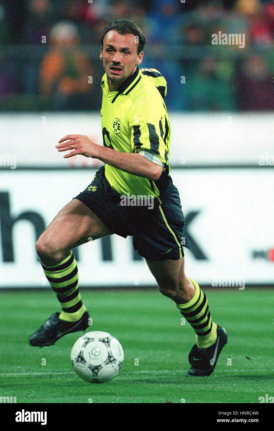 JURGEN KOHLER BORUSSIA DORTMUND FC 23 October 1996 Stock Photo - Alamy JURGEN KOHLER BORUSSIA DORTMUND FC 23 October 1996 Stock Photo - Alamy