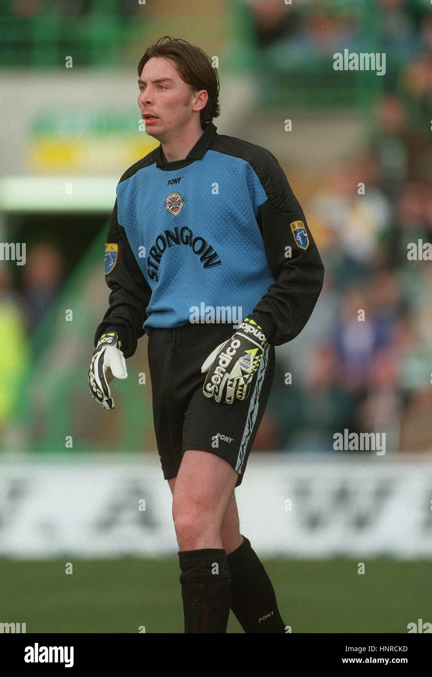 CRAIG NELSON HEART OF MIDLOTHIAN FC 04 March 1996 Stock Photo - Alamy