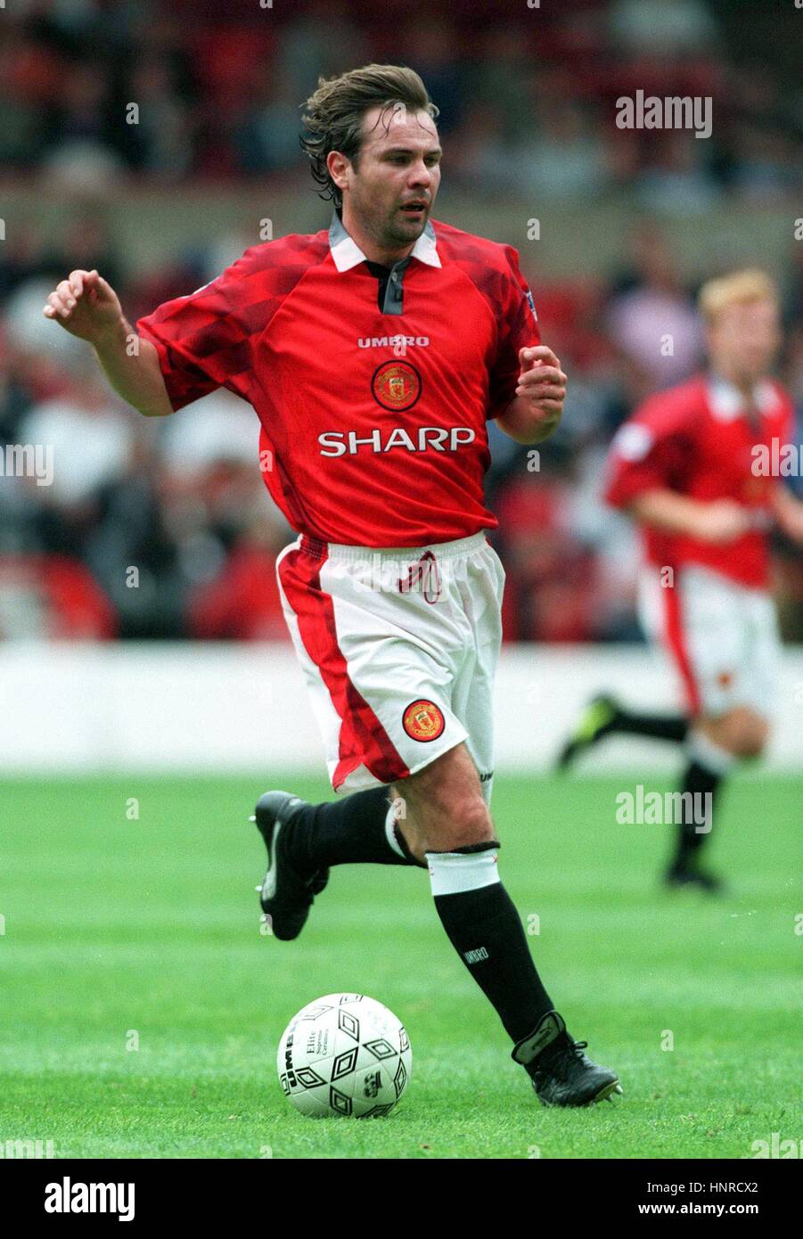 BRIAN MCCLAIR MANCHESTER UNITED FC 10 August 1996 Stock Photo - Alamy