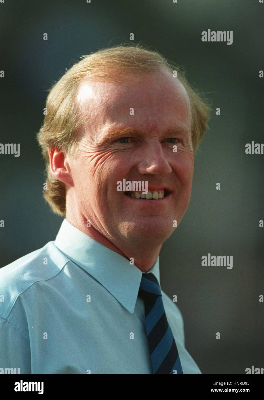 DAVID DAVIES ENGLAND F.A. PRESS OFFICER 03 September 1996 Stock Photo ...