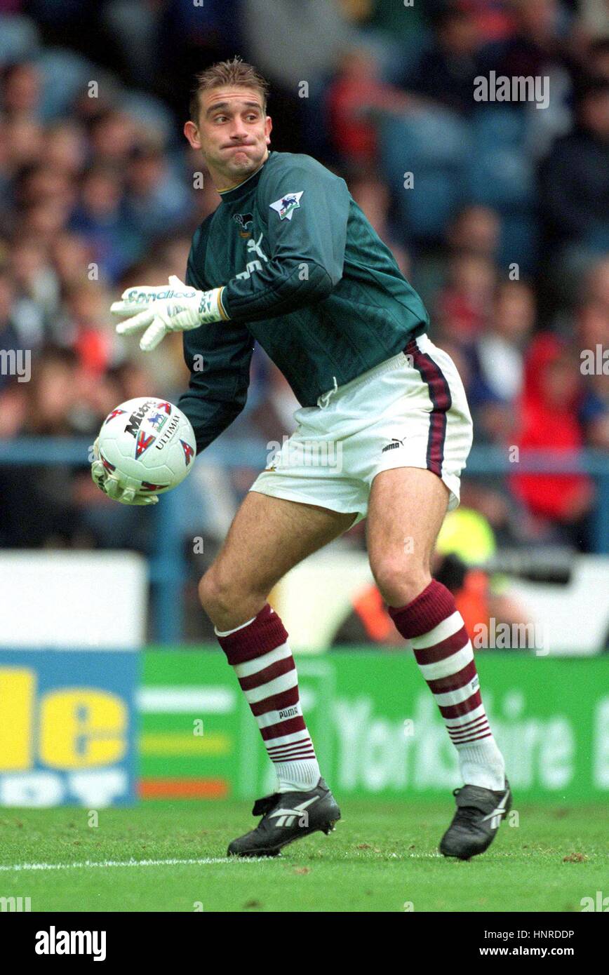 RUSSELL HOULT DERBY COUNTY FC 09 October 1996 Stock Photo - Alamy