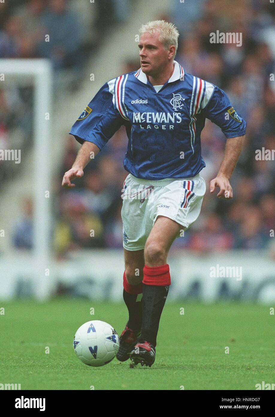 Paul gascoigne 1996 hi-res stock photography and images - Alamy