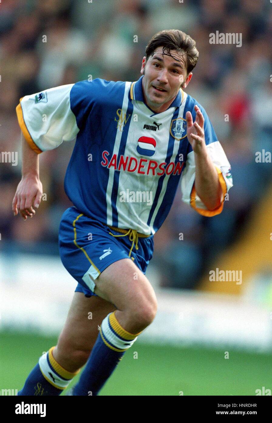 DAVID HIRST SHEFFIELD WEDNESDAY FC 24 October 1996 Stock Photo - Alamy