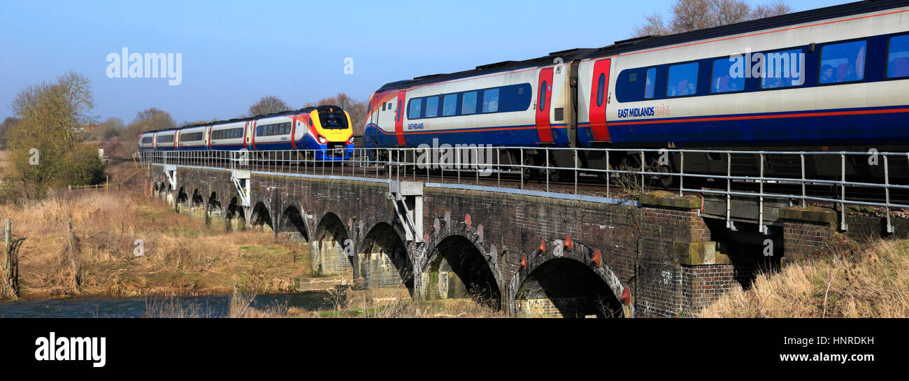 Meridian class 222 016 train, East Midlands Trains livery, between ...