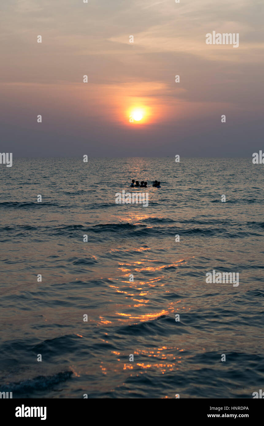 Sea water bath scenery hi-res stock photography and images - Alamy