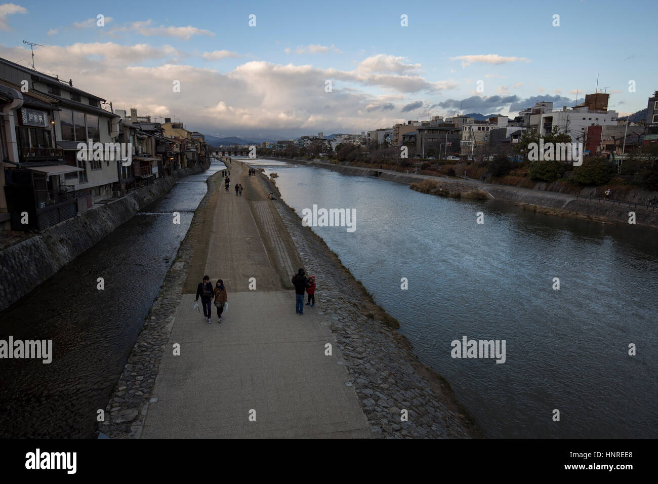 View of the Kamo River from Shijo bridge , Kyoto . Shijo bridge spands ...