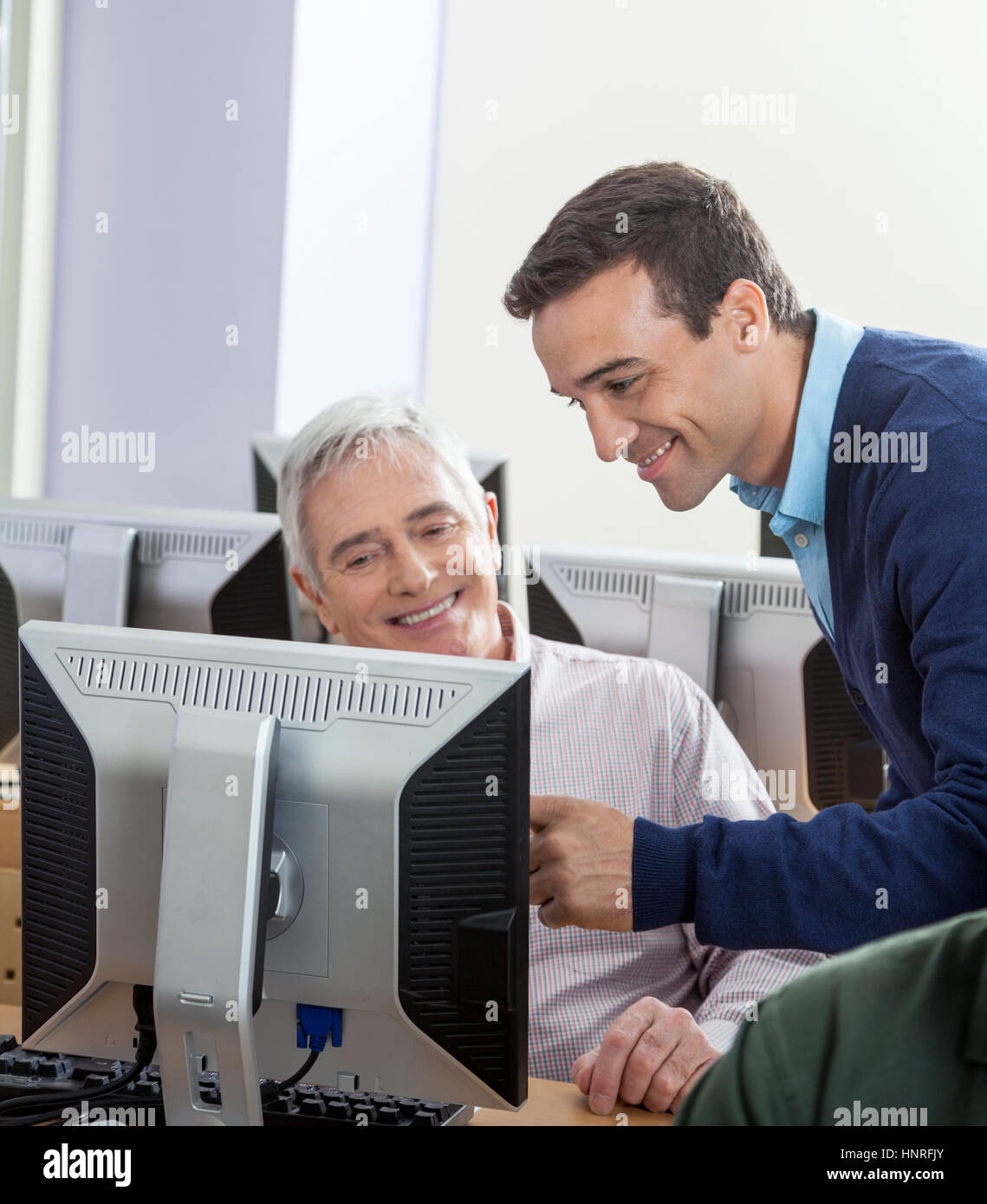 Computer instructor hi-res stock photography and images - Alamy