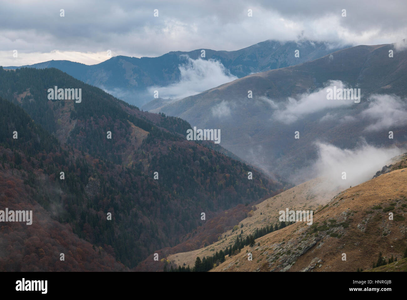 Beautiful mountain ridges landscape hi-res stock photography and images ...