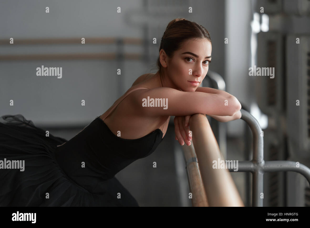 Female ballet dancer resting in hi-res stock photography and images - Alamy