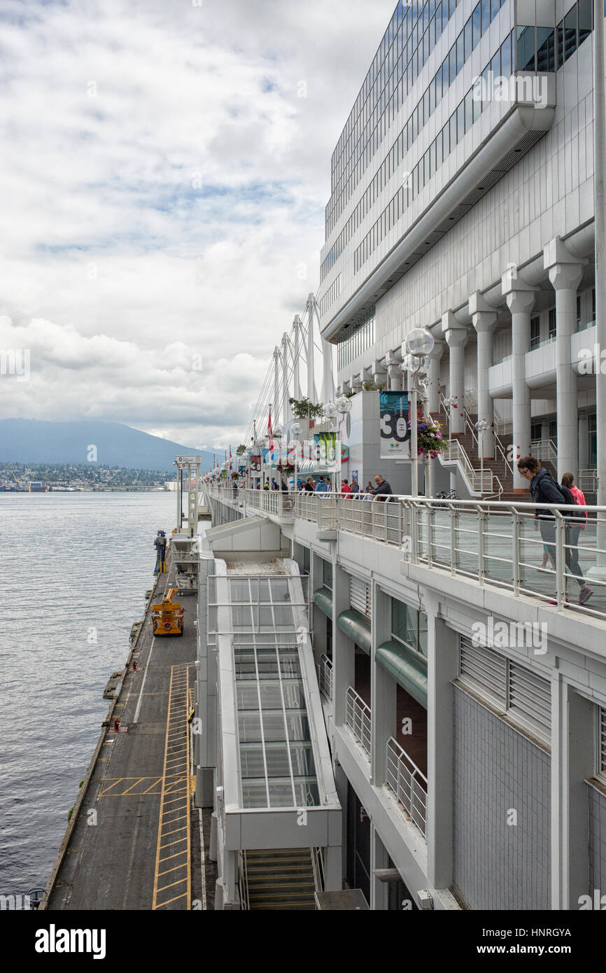 Canada place convention center sails of canada place convention centre ...