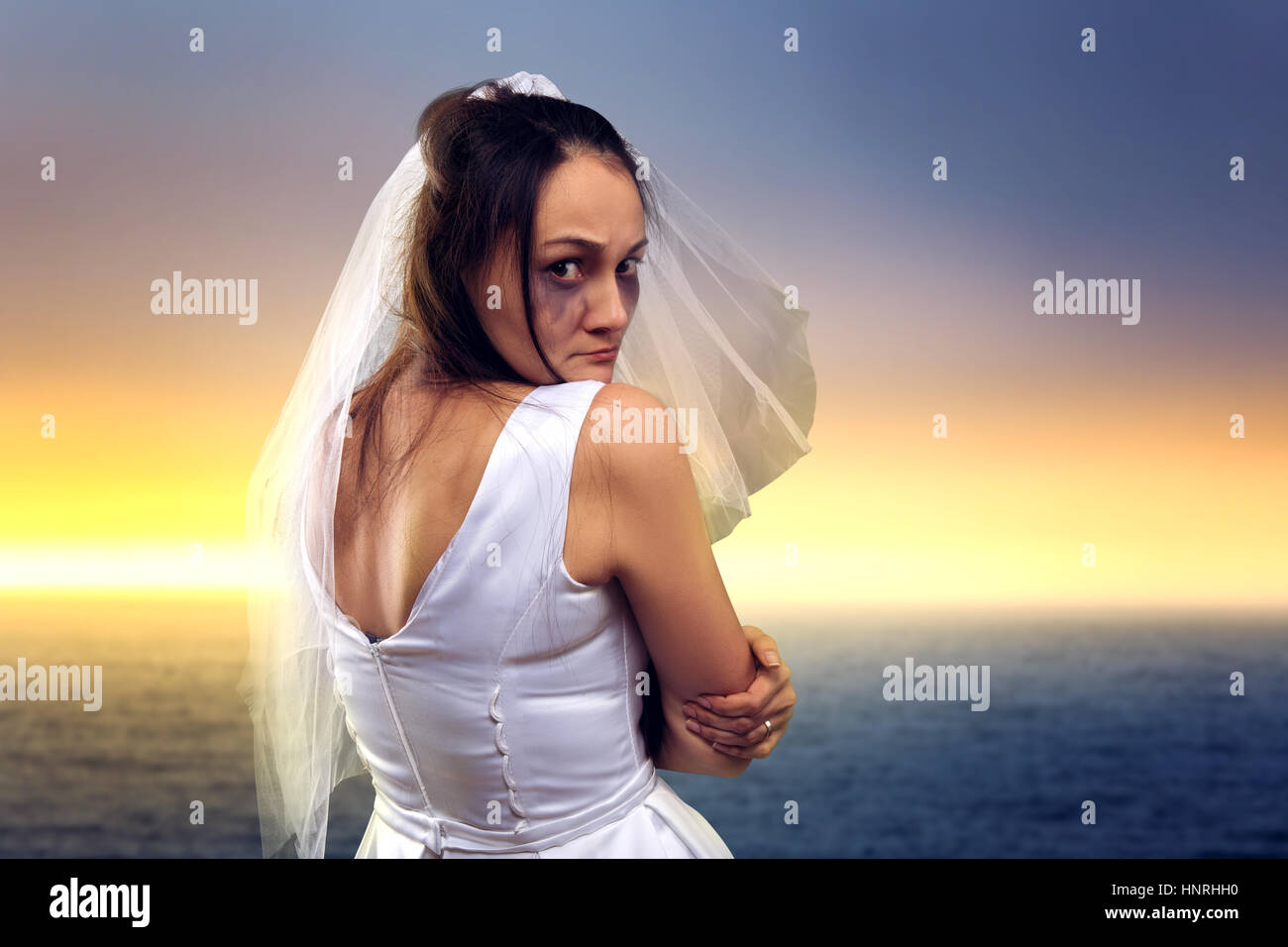 Crying bride hi-res stock photography and images - Alamy
