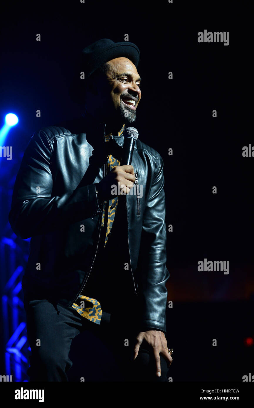 Mike Epps performing onstage at the Miami Festival of Laughs at James L ...