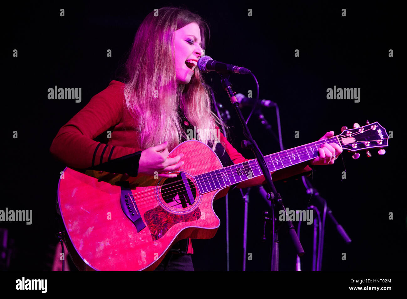 Jade bird hi-res stock photography and images - Alamy