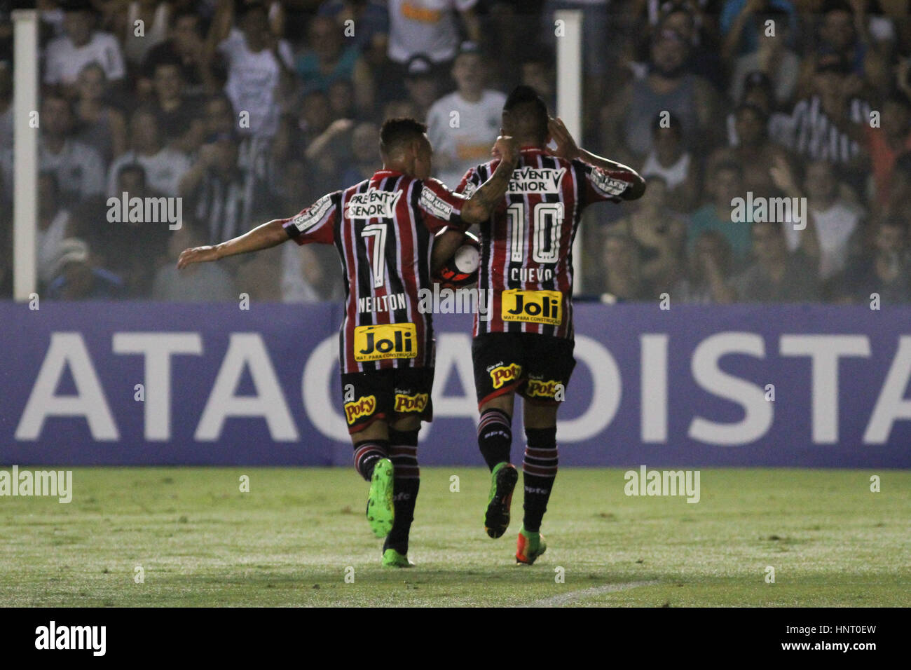 Santos, Brazil. 15th Feb, 2017. Cueva celebrates the goal to tie the ...