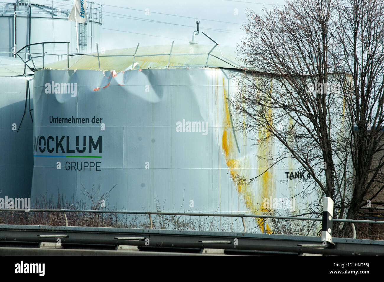 Oberhausen, Germany. 16th Feb, 2017. A ruptured chemical storage ...