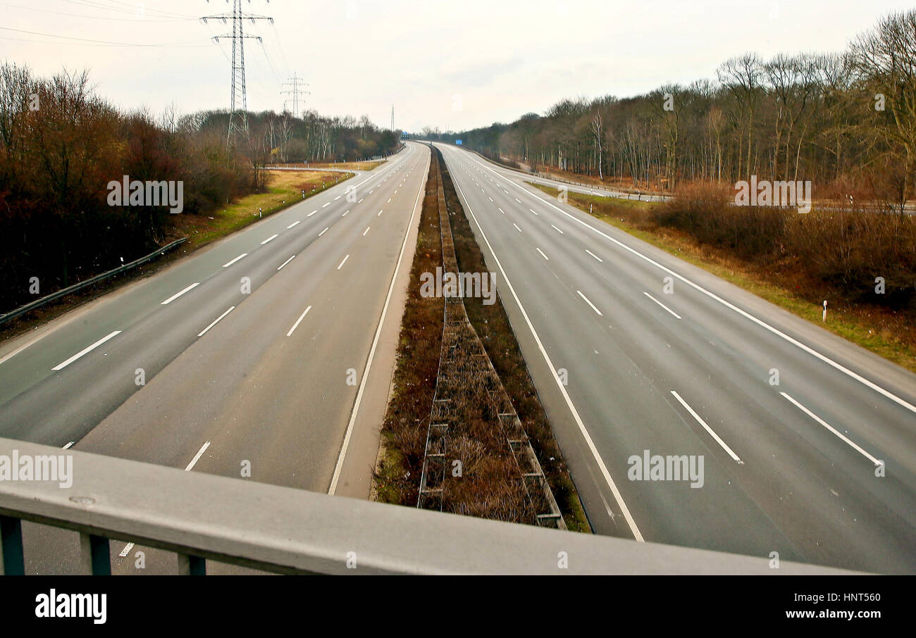 Motorway closed hi-res stock photography and images - Alamy