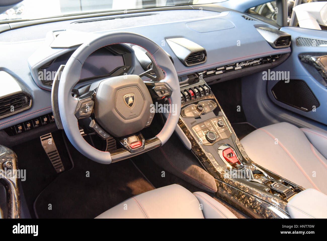 Lamborghini Alar Interior