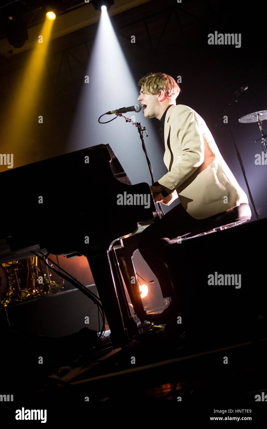 Milan, Italy. 15th Feb, 2017. The English singer-songwriter TOM ODELL ...