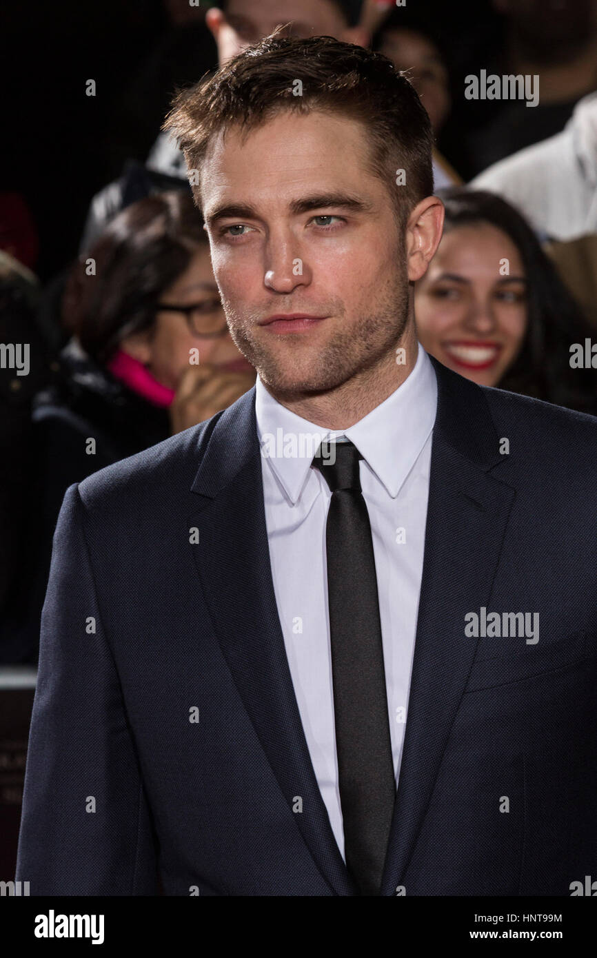 Robert pattinson portrait hi-res stock photography and images - Alamy