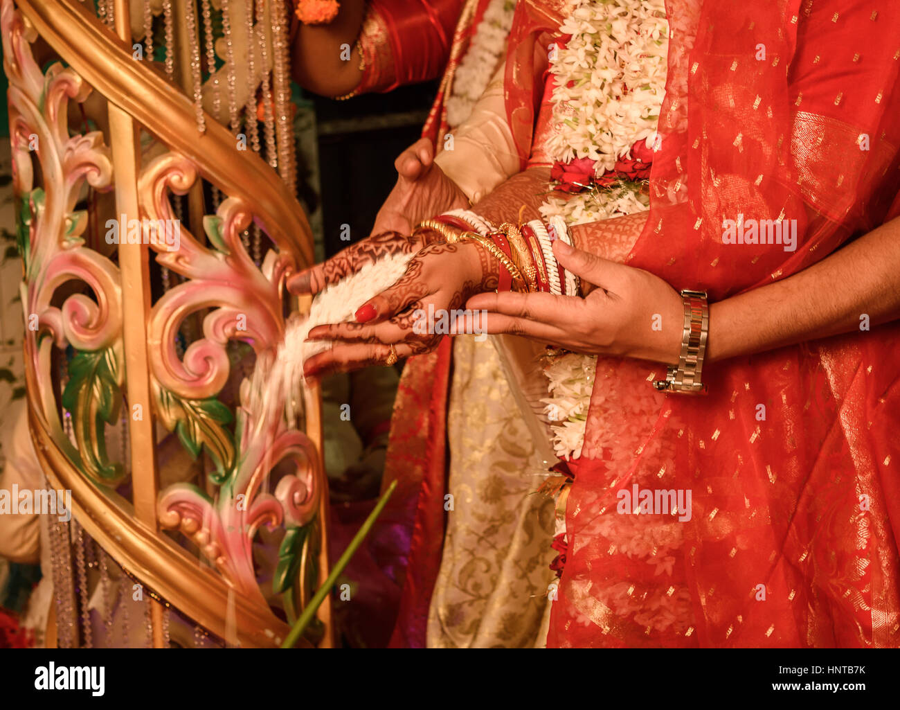 Indian Wedding Rituals- indian couple Stock Photo - Alamy