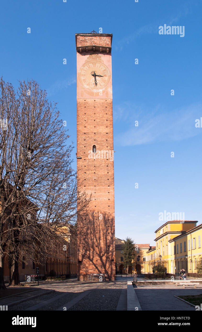 Medieval towers pavia italy hi-res stock photography and images - Alamy