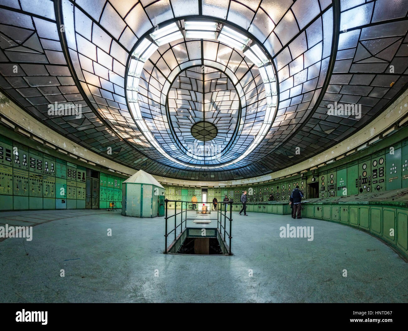 Control panel old power plant hi-res stock photography and images - Alamy