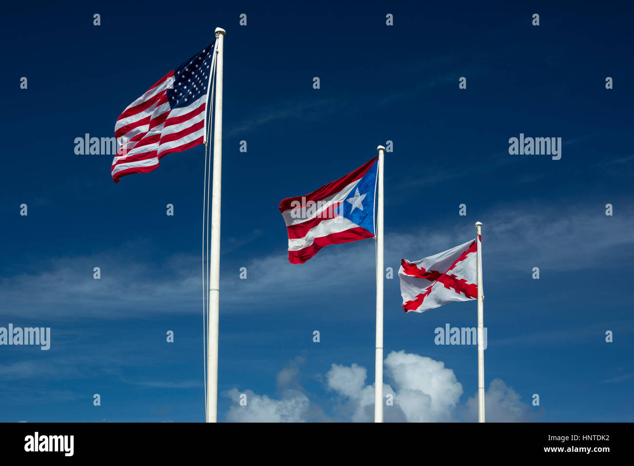 UNITED STATES PUERTO RICAN SPANISH EMPIRE FLAGS COURTYARD CASTILLO SAN ...