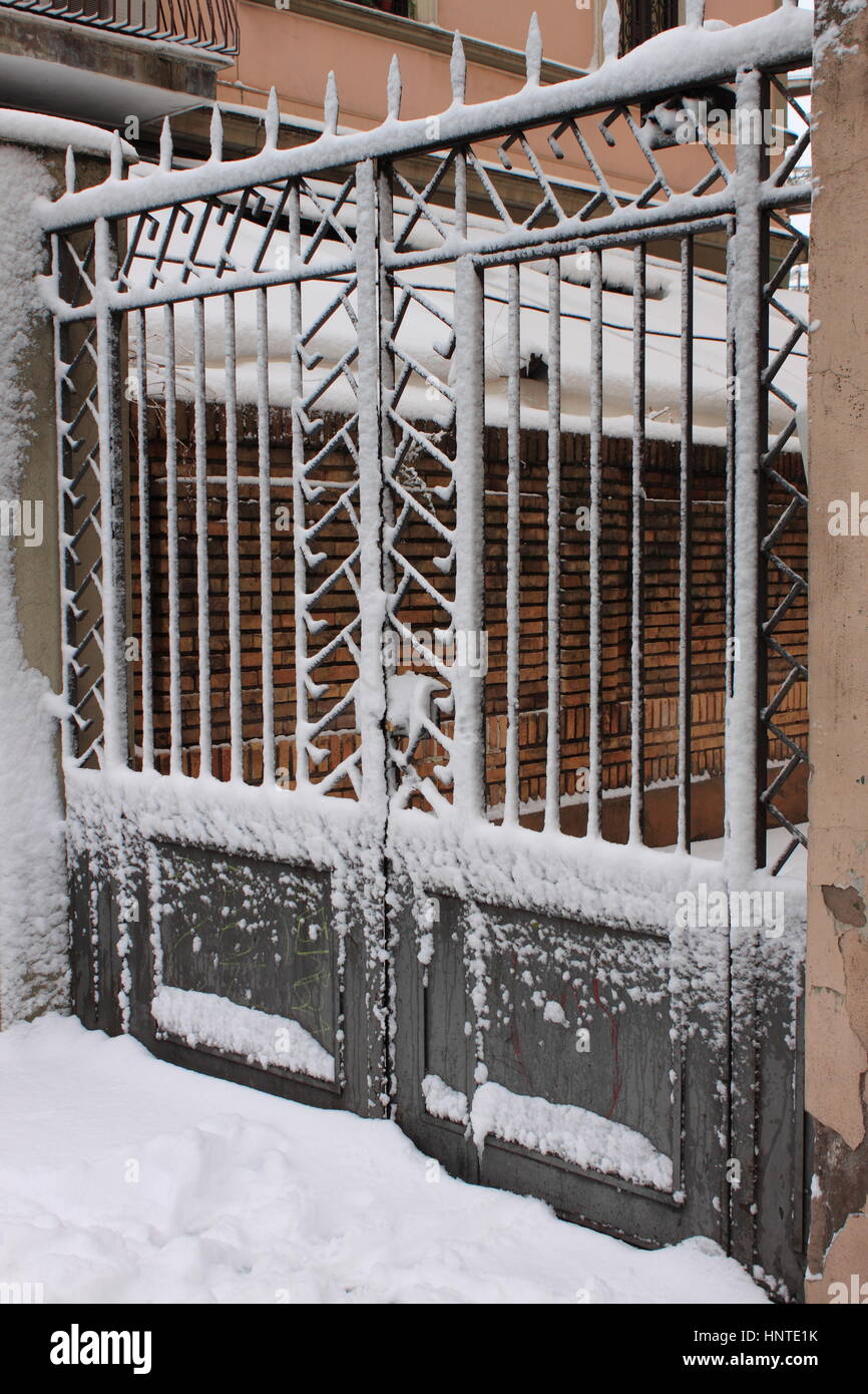 Wrought iron gate christmas hi-res stock photography and images - Alamy