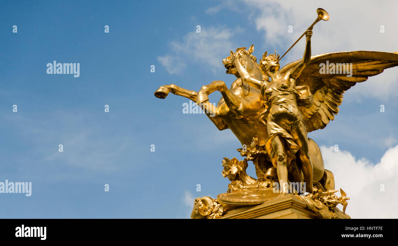 Paris angel hi-res stock photography and images - Alamy