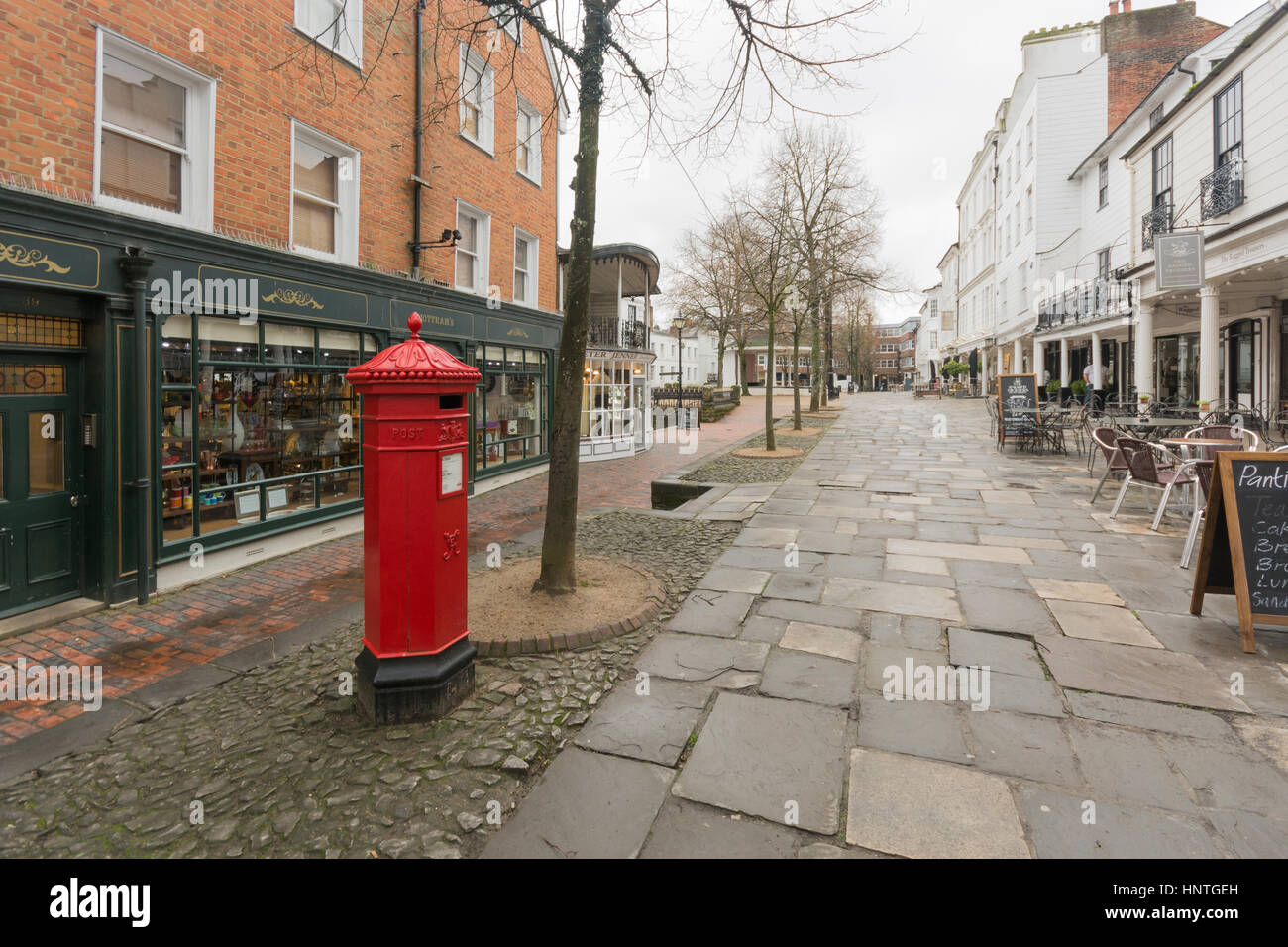 Old post box in the Pantiles in Royal Tunbridge Wells Stock Photo - Alamy
