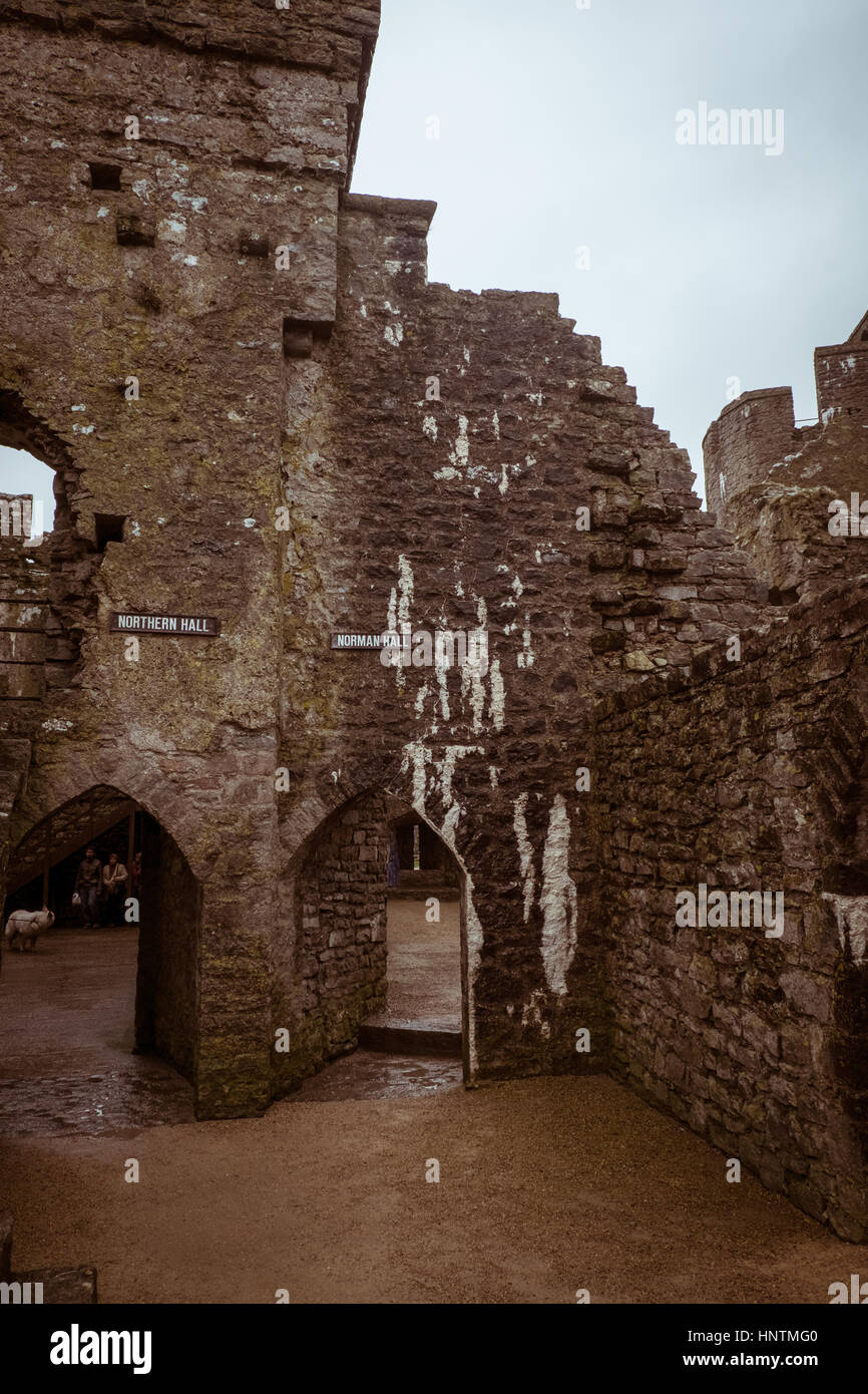 Pembroke castle wales hi-res stock photography and images - Alamy