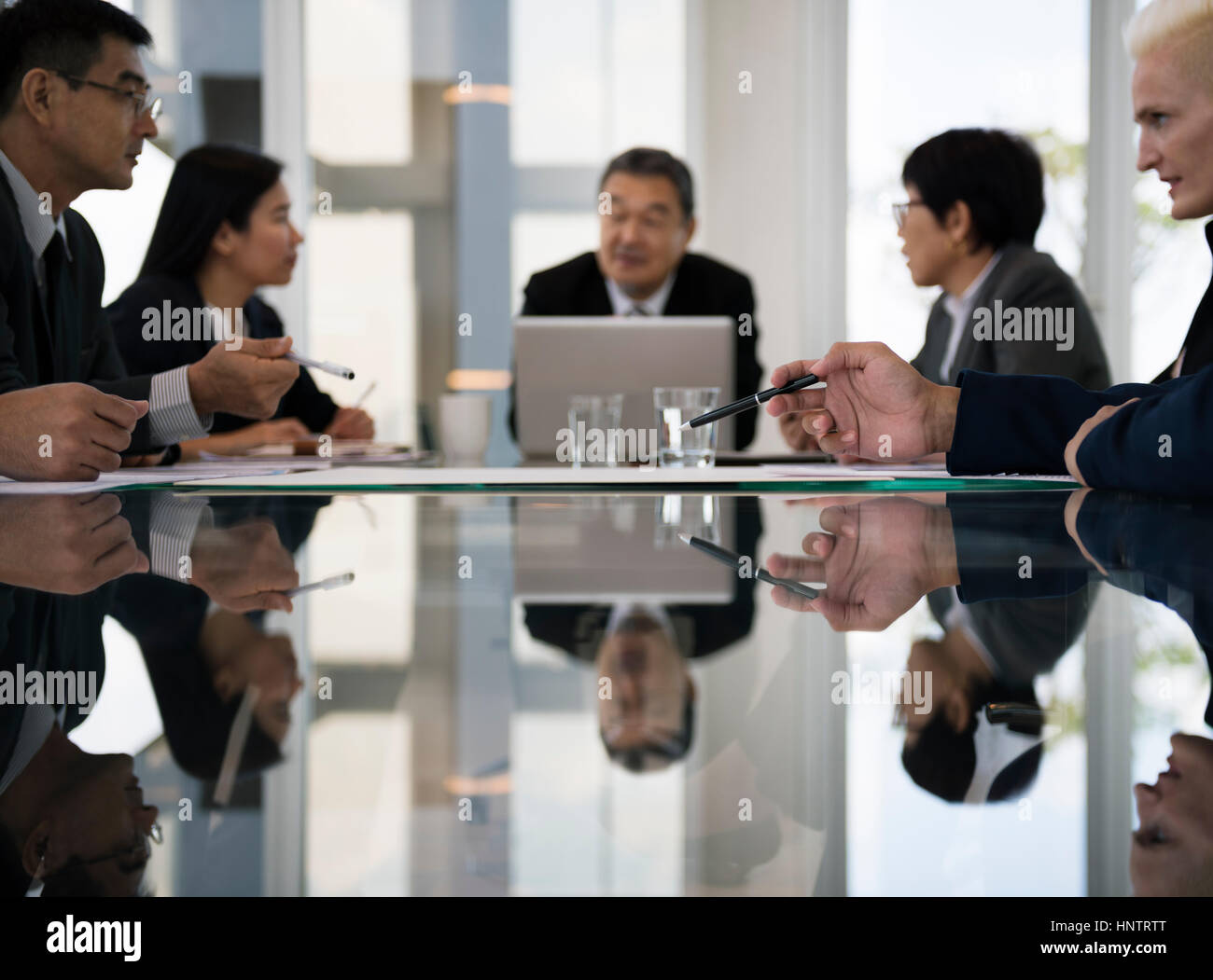 Business Discussion Meeting Presentation Briefing Stock Photo - Alamy