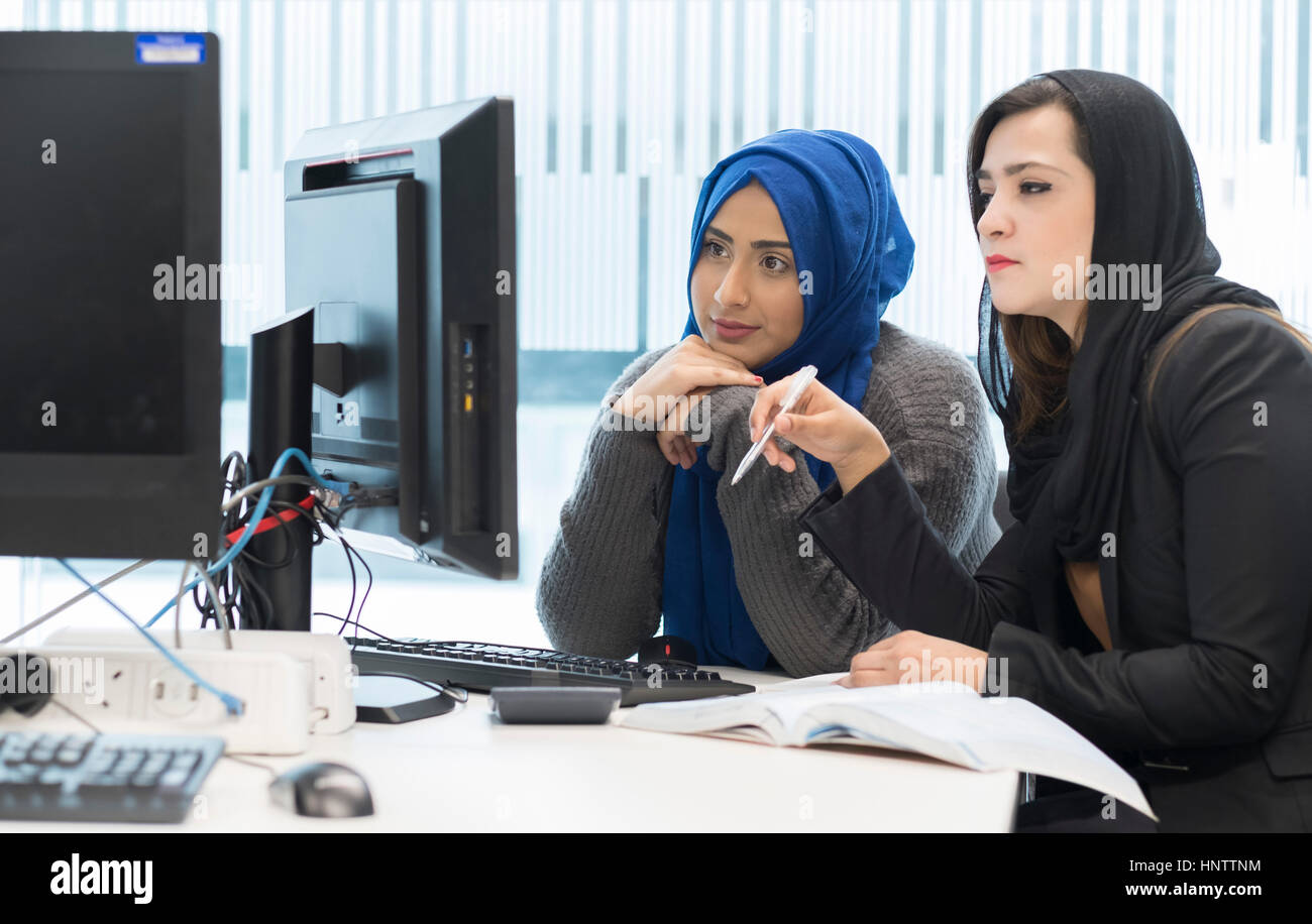 Muslim student diverse classroom hi-res stock photography and images ...