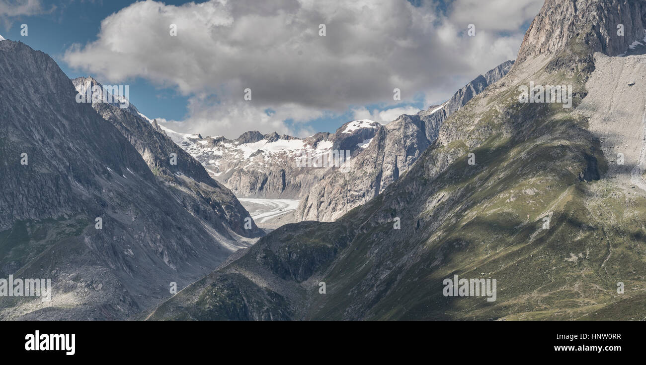 Snow in remote mountain landscape Stock Photo - Alamy