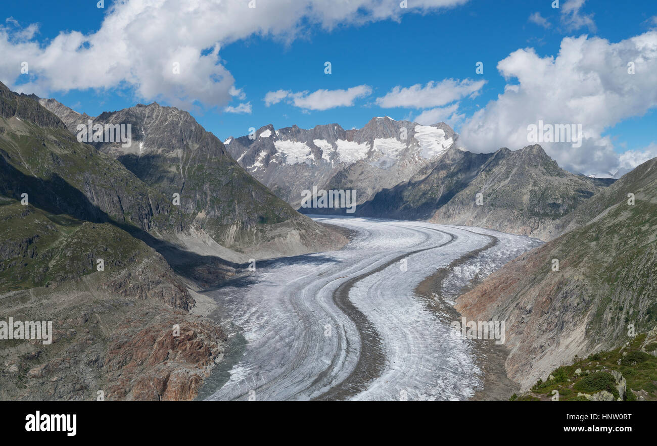 Snow in remote mountain landscape Stock Photo - Alamy