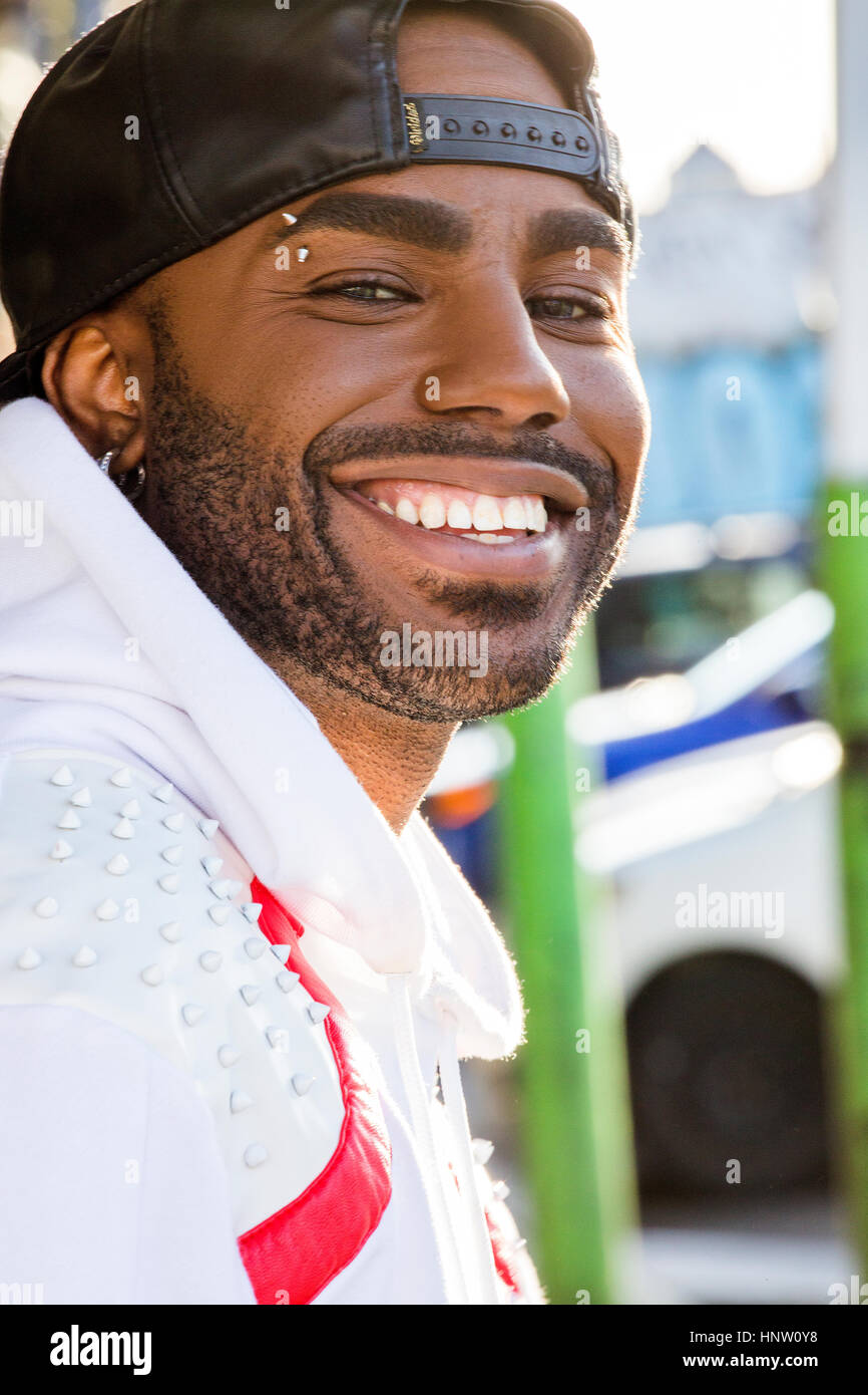 Kind smiling african american hi-res stock photography and images - Alamy