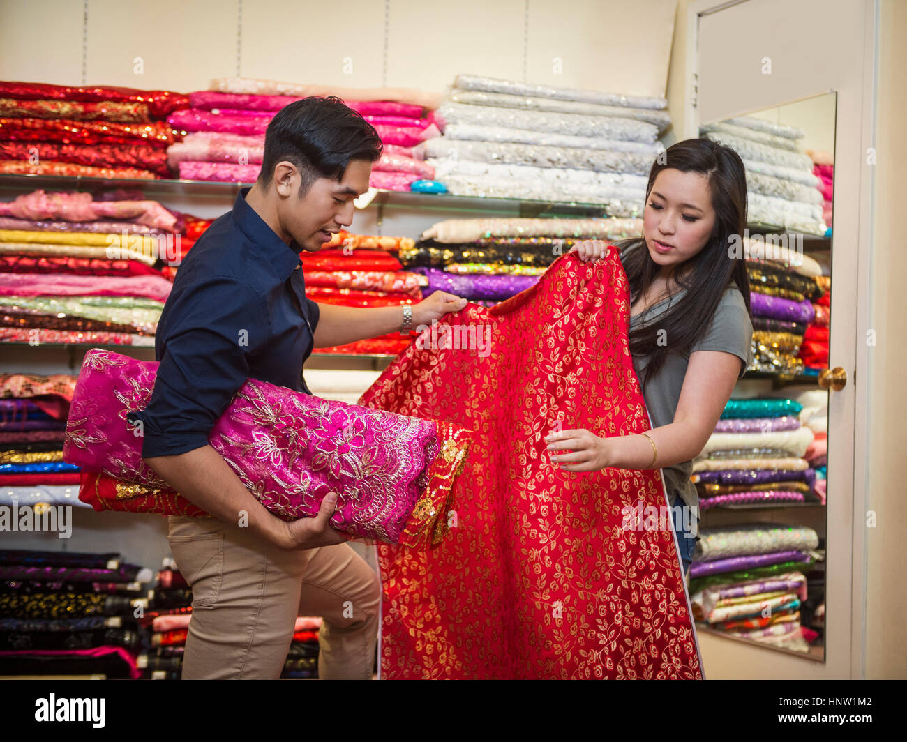 Asian chinese man woman hi-res stock photography and images - Alamy