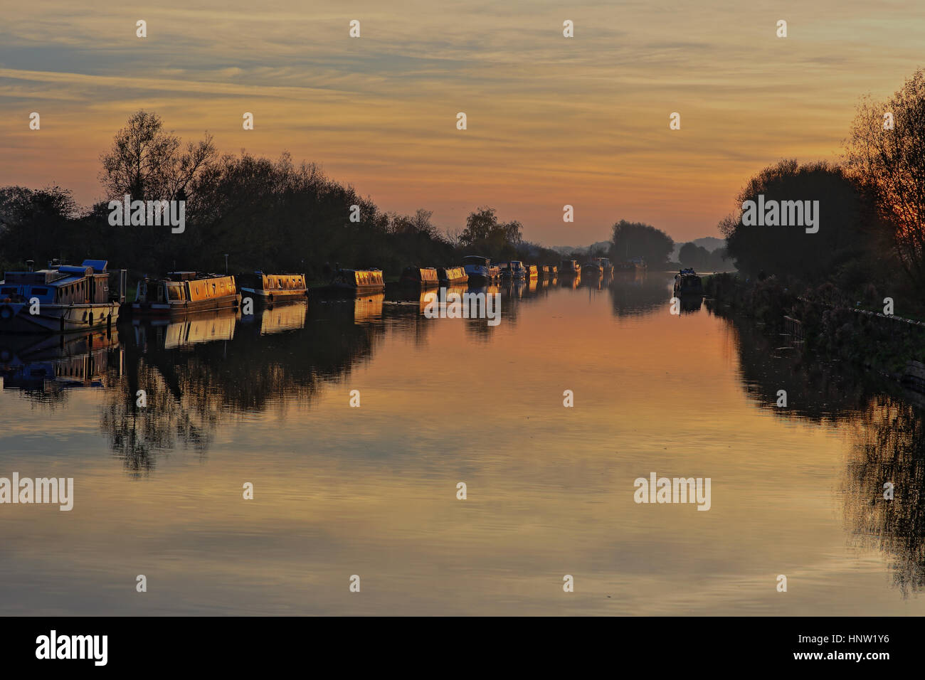 Gloucester sharpness ship canal hi-res stock photography and images - Alamy