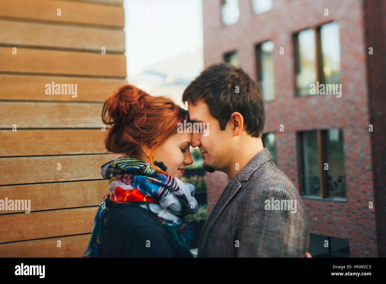 Hugging face hi-res stock photography and images - Alamy