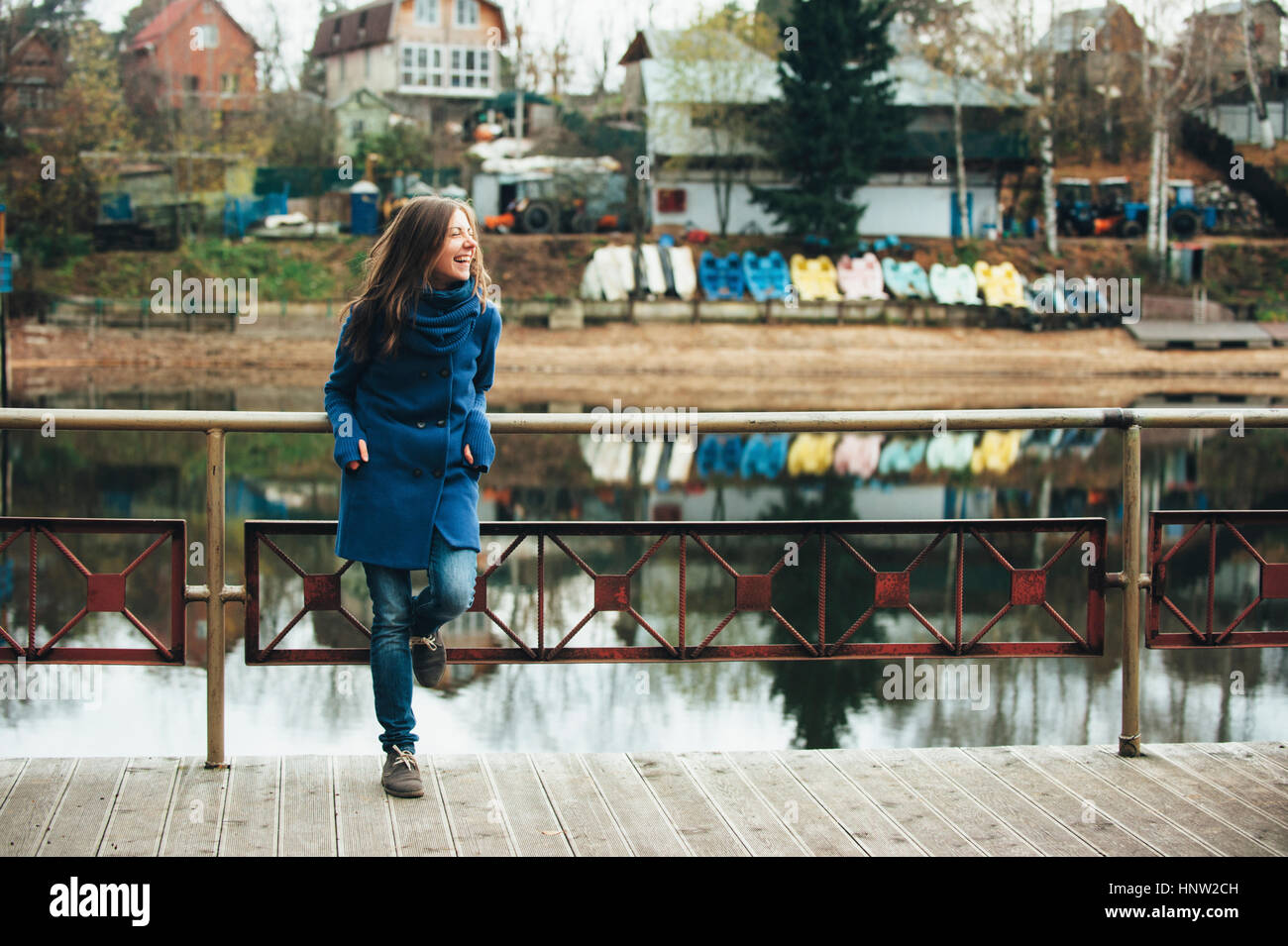 Woman facing away bridge hi-res stock photography and images - Alamy